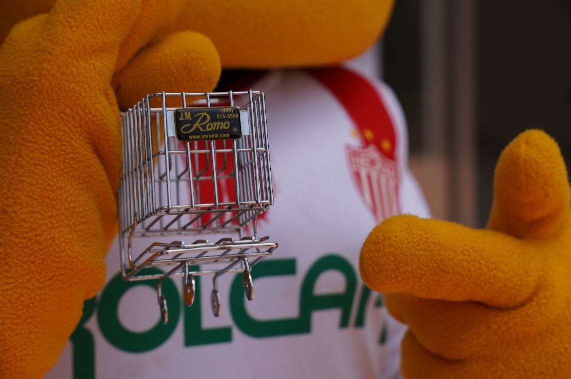 Rayos y colaboradores de J. M. Romo celebran el Día del Padre - LJA ...