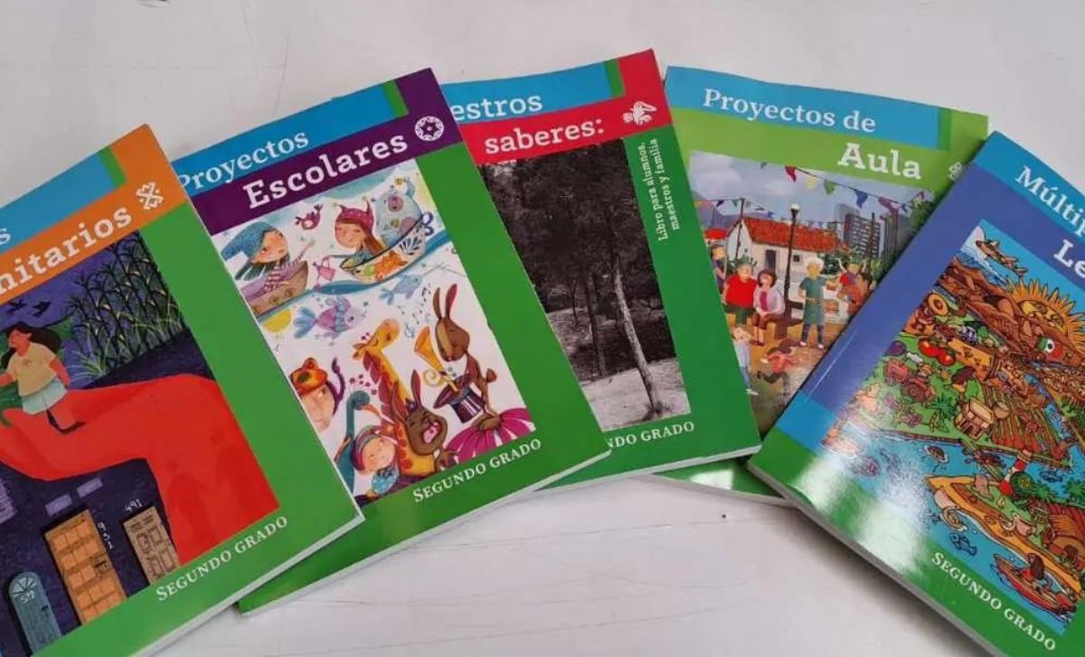 SNTE y AEPF solicitan al IEA la entrega de los libros de texto ...