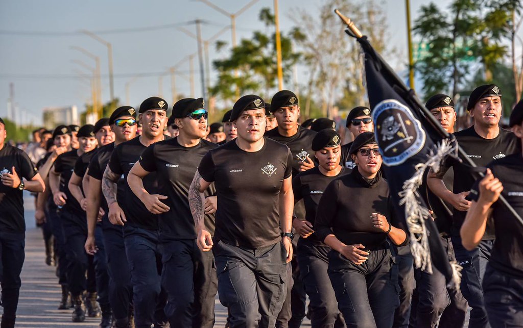 Participan elementos de GOPES en el Maratón Aguascalientes - LJA ...