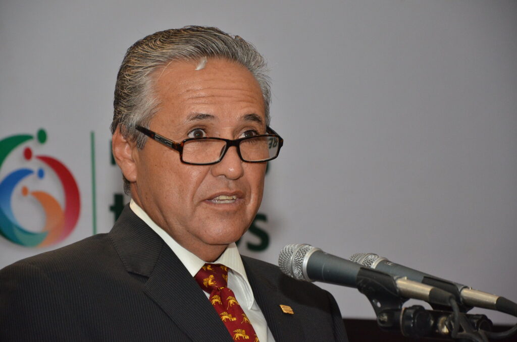 Antonio Robledo Sánchez concluyó su liderazgo en el CEEA, para ceder la ...